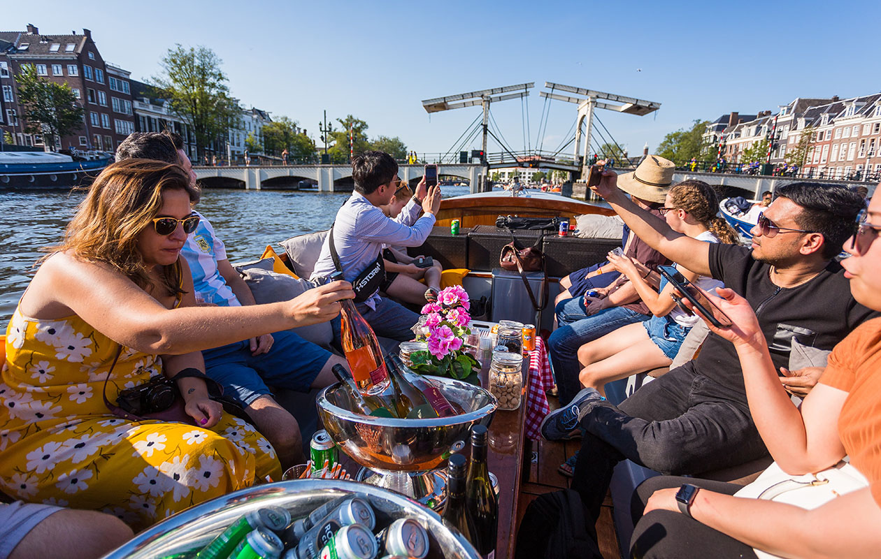 Rondvaart door Amsterdam | Win met korting | VakantieVeilingen